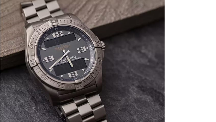Smartwatch Vs. Traditional watch - The Wrist Candy